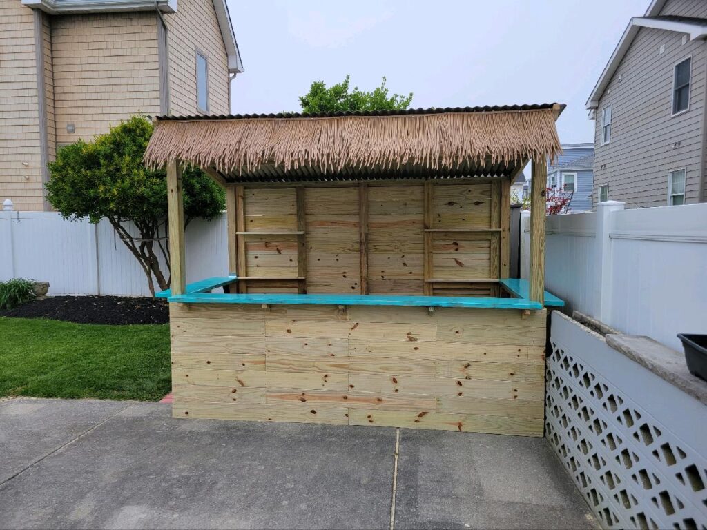Tiki Bars in South Jersey - Paradise Tiki Bars, Shed Bars, and Palm Trees
